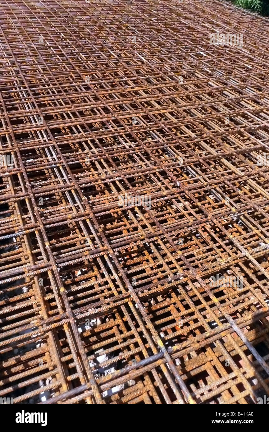 Structural steel grid Stock Photo - Alamy