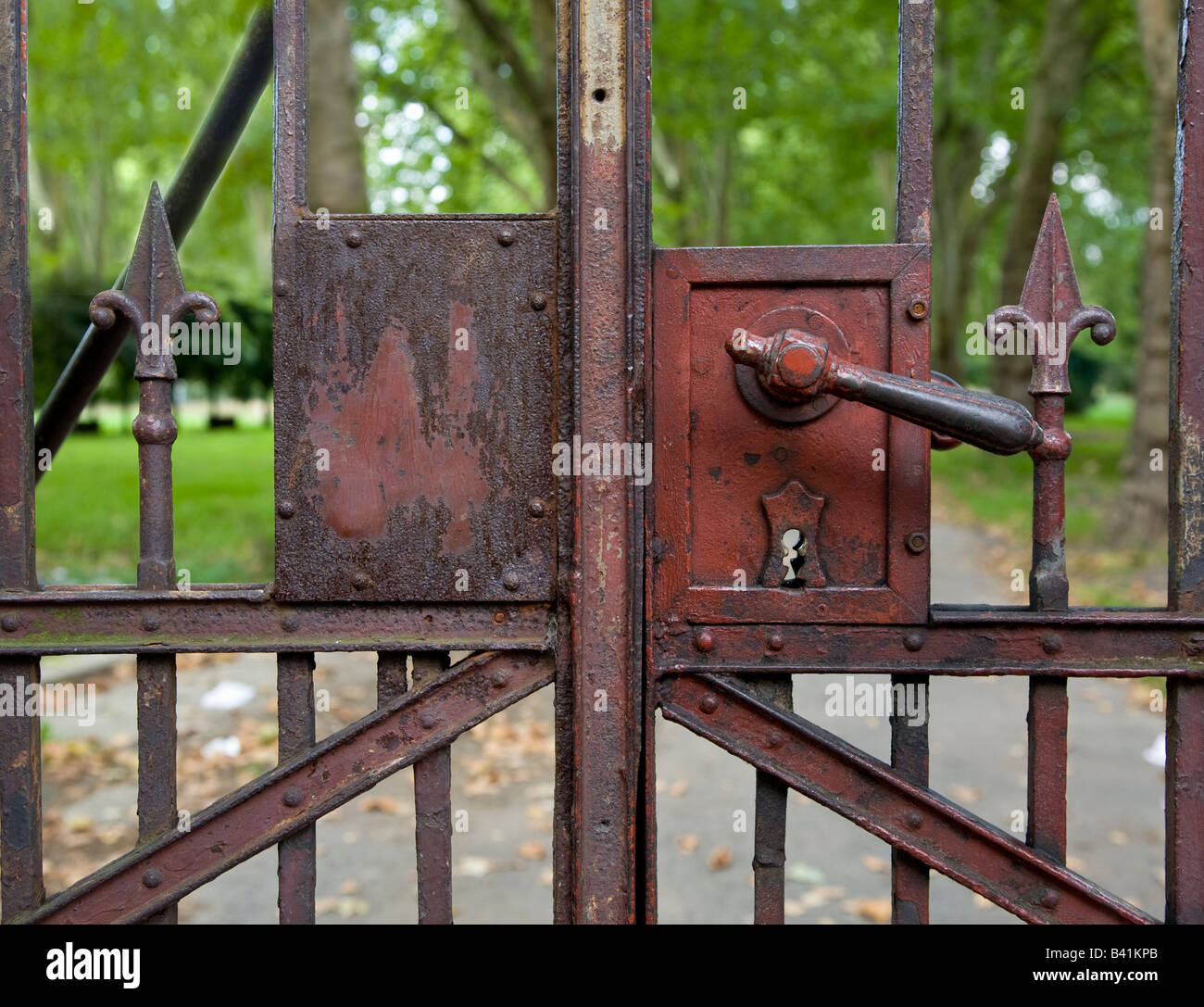 Rusty metal gate Stock Photo - Alamy