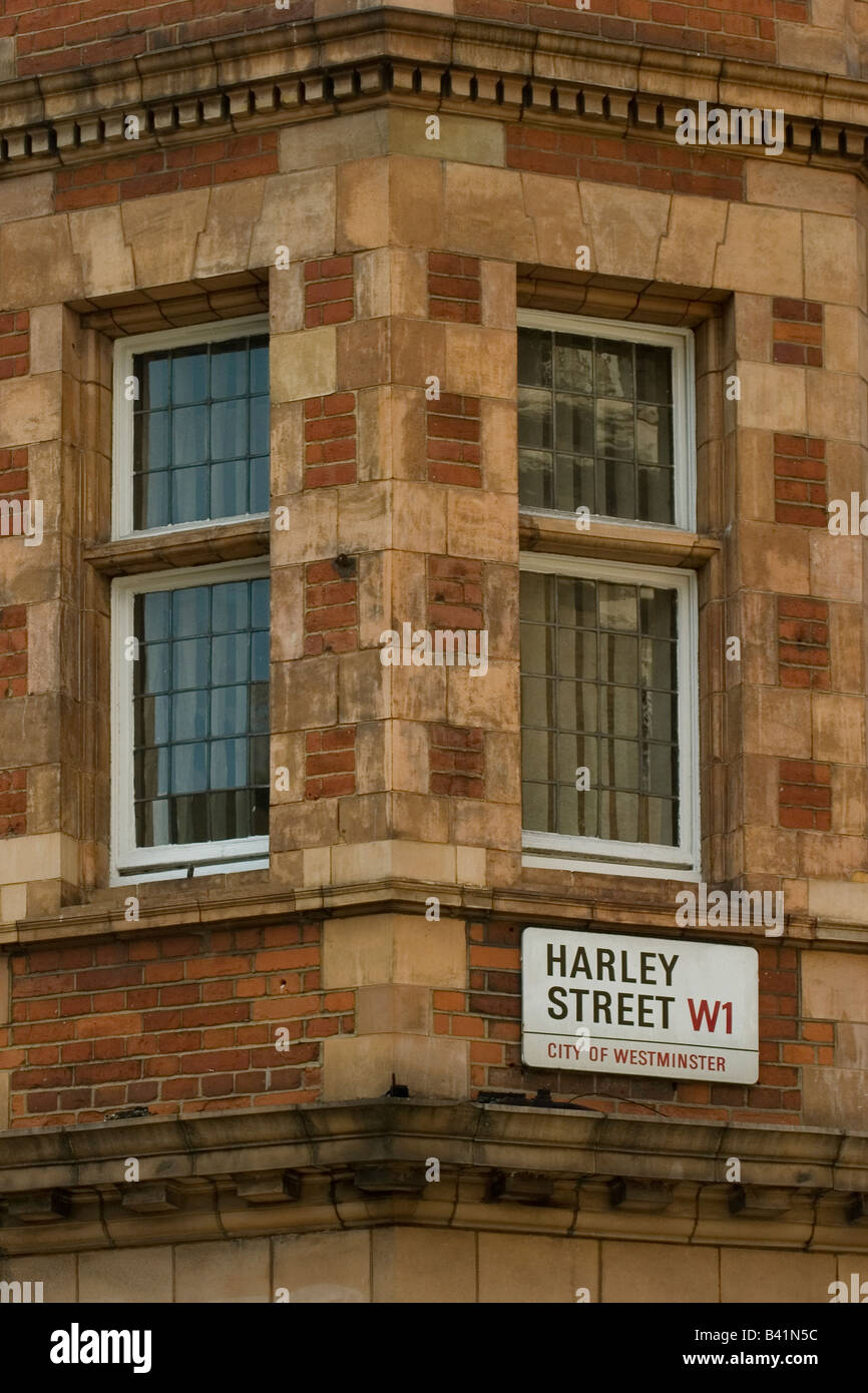 England London Harley Street sign Stock Photo - Alamy