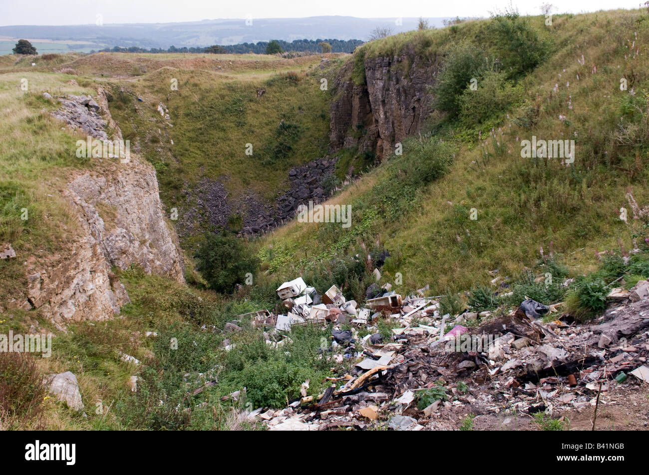 Rubbish fill in site at Longstone Edge in Derbyshire "Great Britain ...