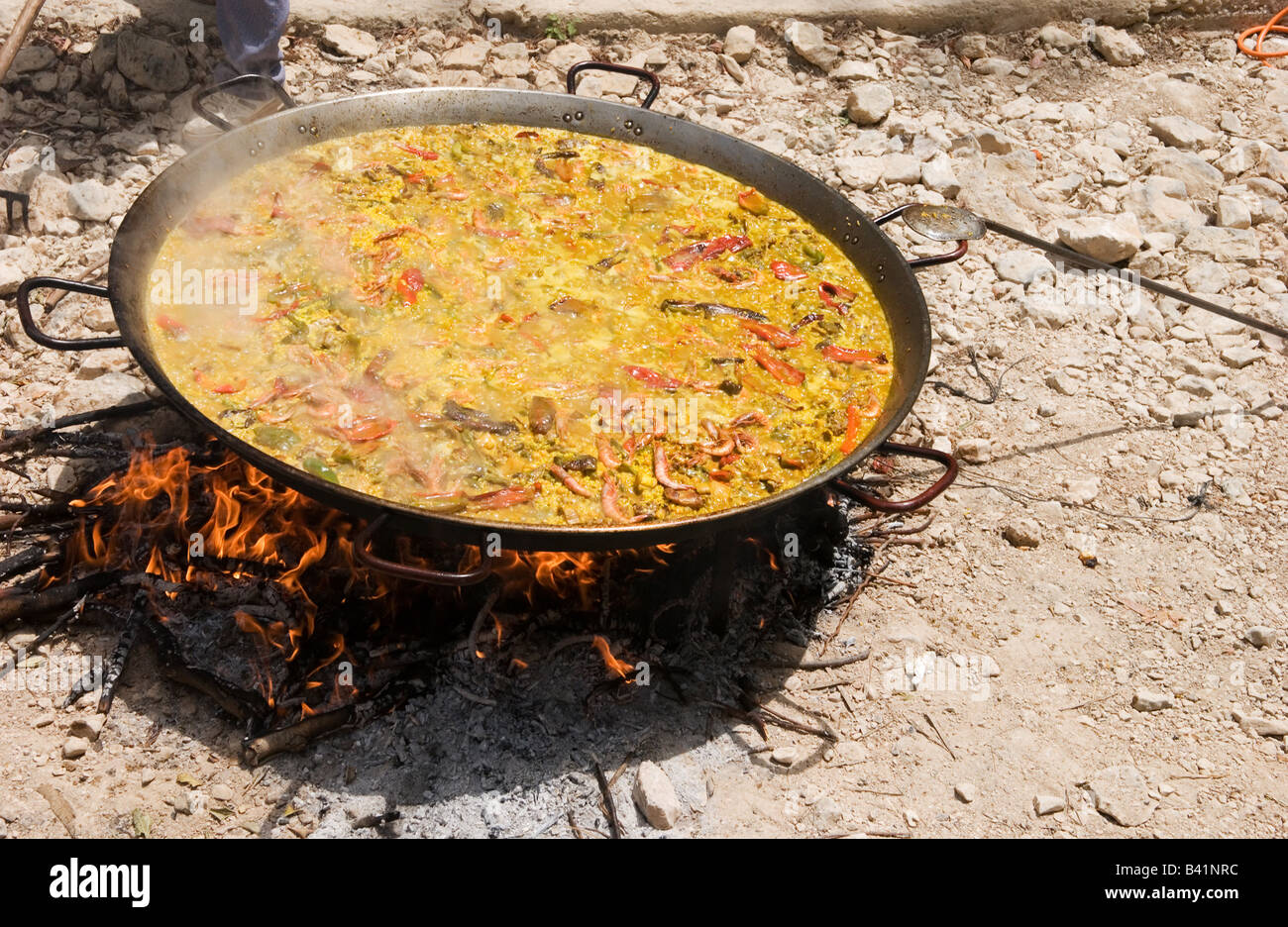 cooking of a giant Paella in Altea, Costa Blanca, Spain Stock Photo - Alamy