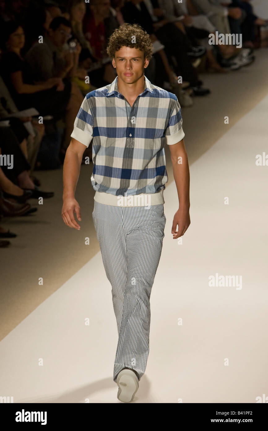 Perry ellis spring hi-res stock photography and images - Alamy