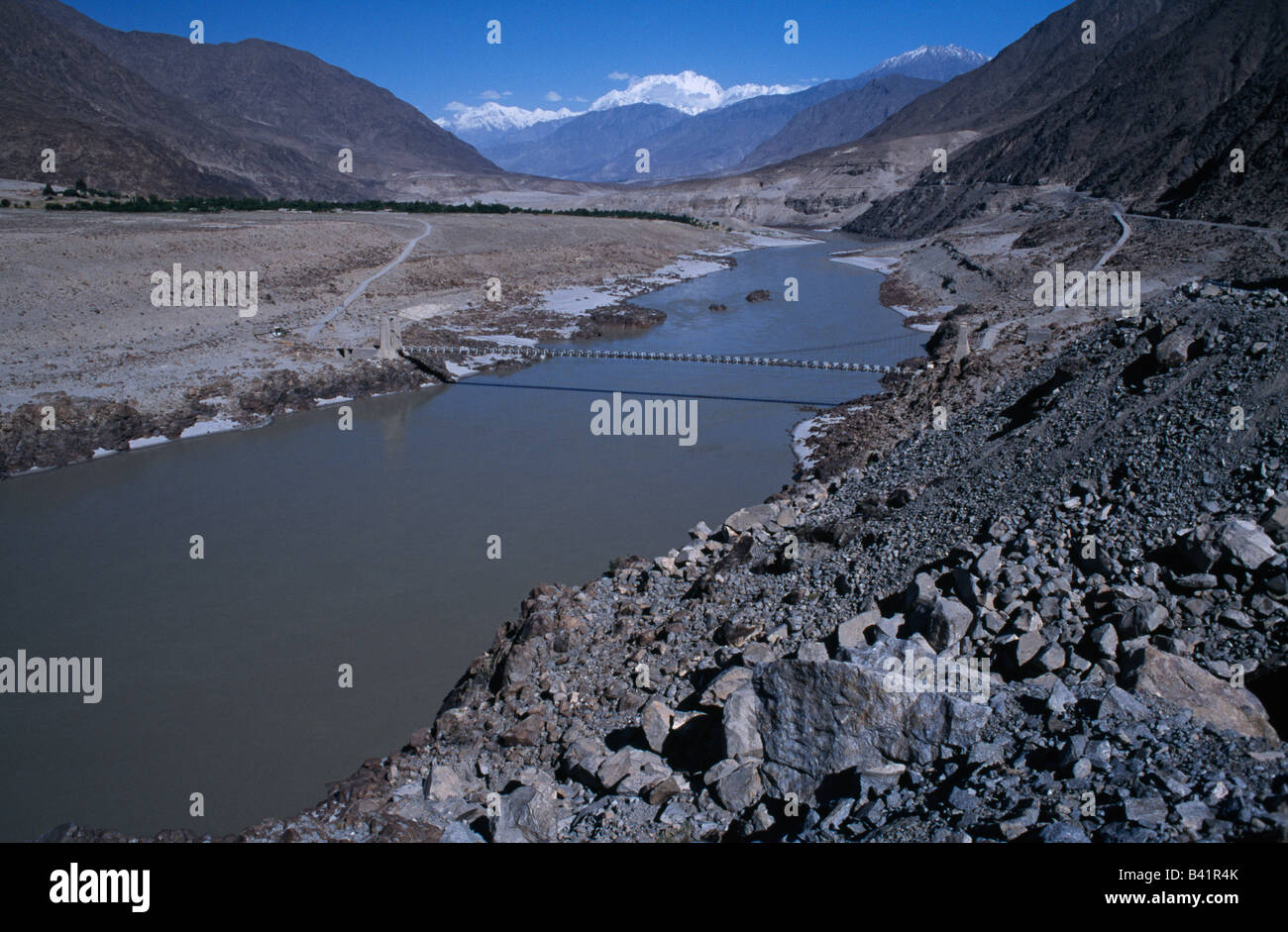 The 2,880km Indus river viewed from the Karakoram Highway, Pakistan ...