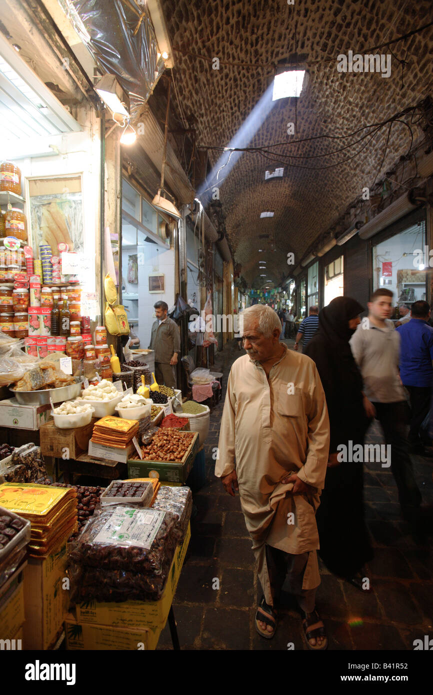 Souq aleppo syria hi-res stock photography and images - Alamy