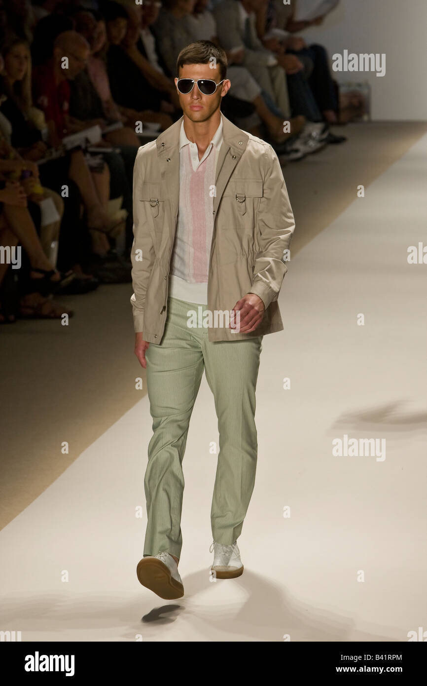 Perry Ellis presents Spring & Summer 2009 Mens ready to wear collection ...