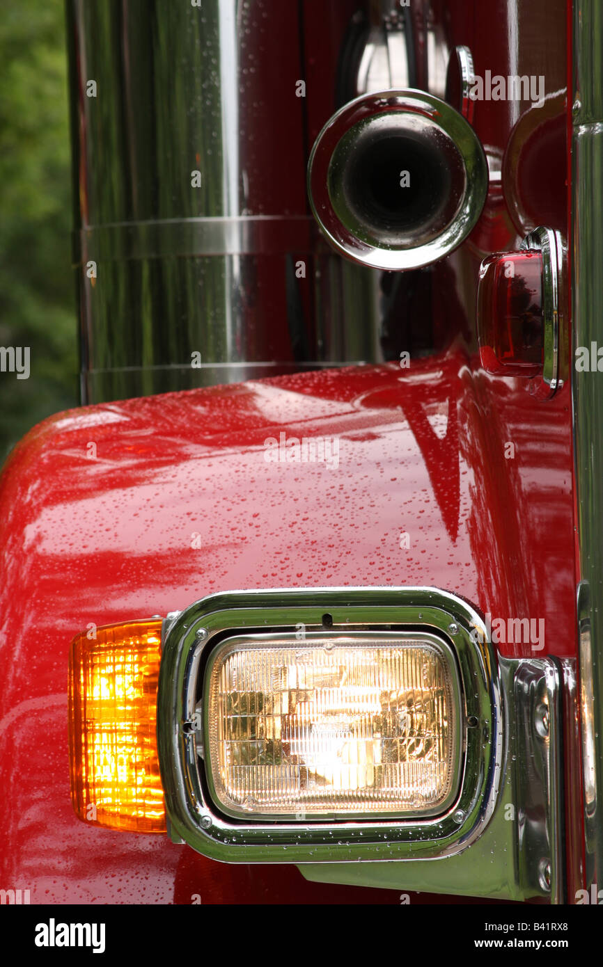 The headlight of a fire water tanker truck Stock Photo - Alamy