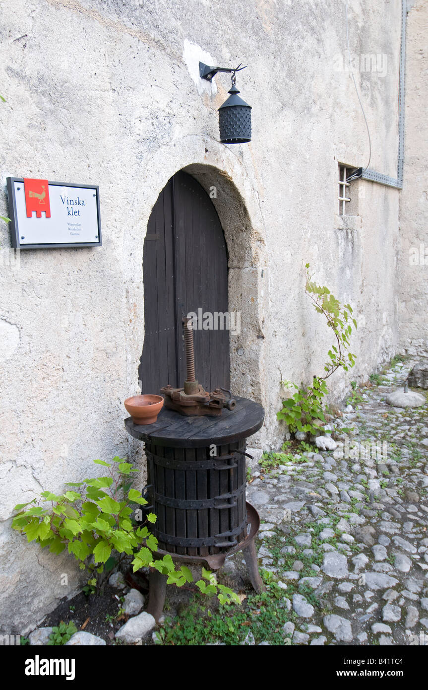 the interior view of the court of Bled Castle Stock Photo - Alamy