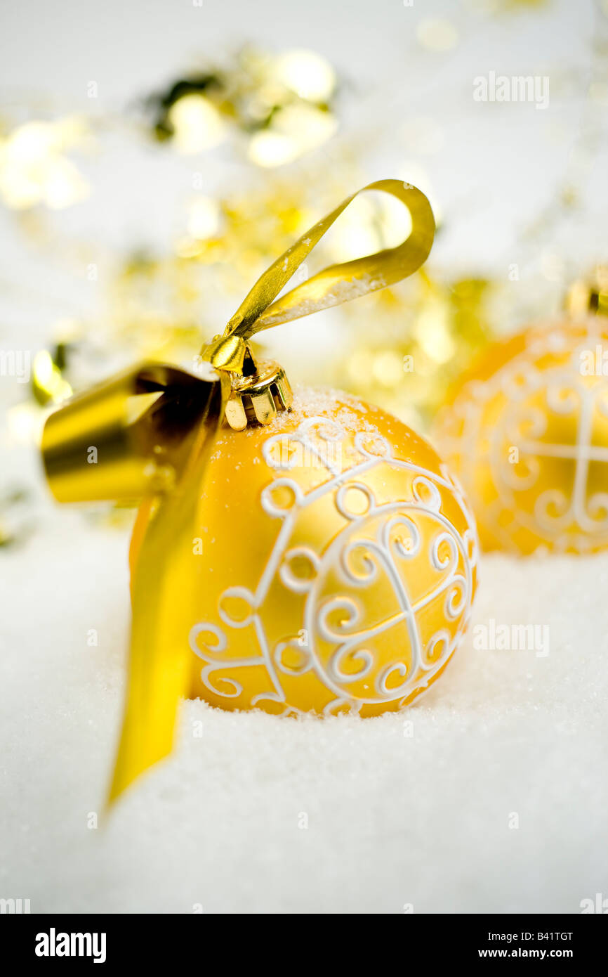 Christmas bulb hi-res stock photography and images - Alamy