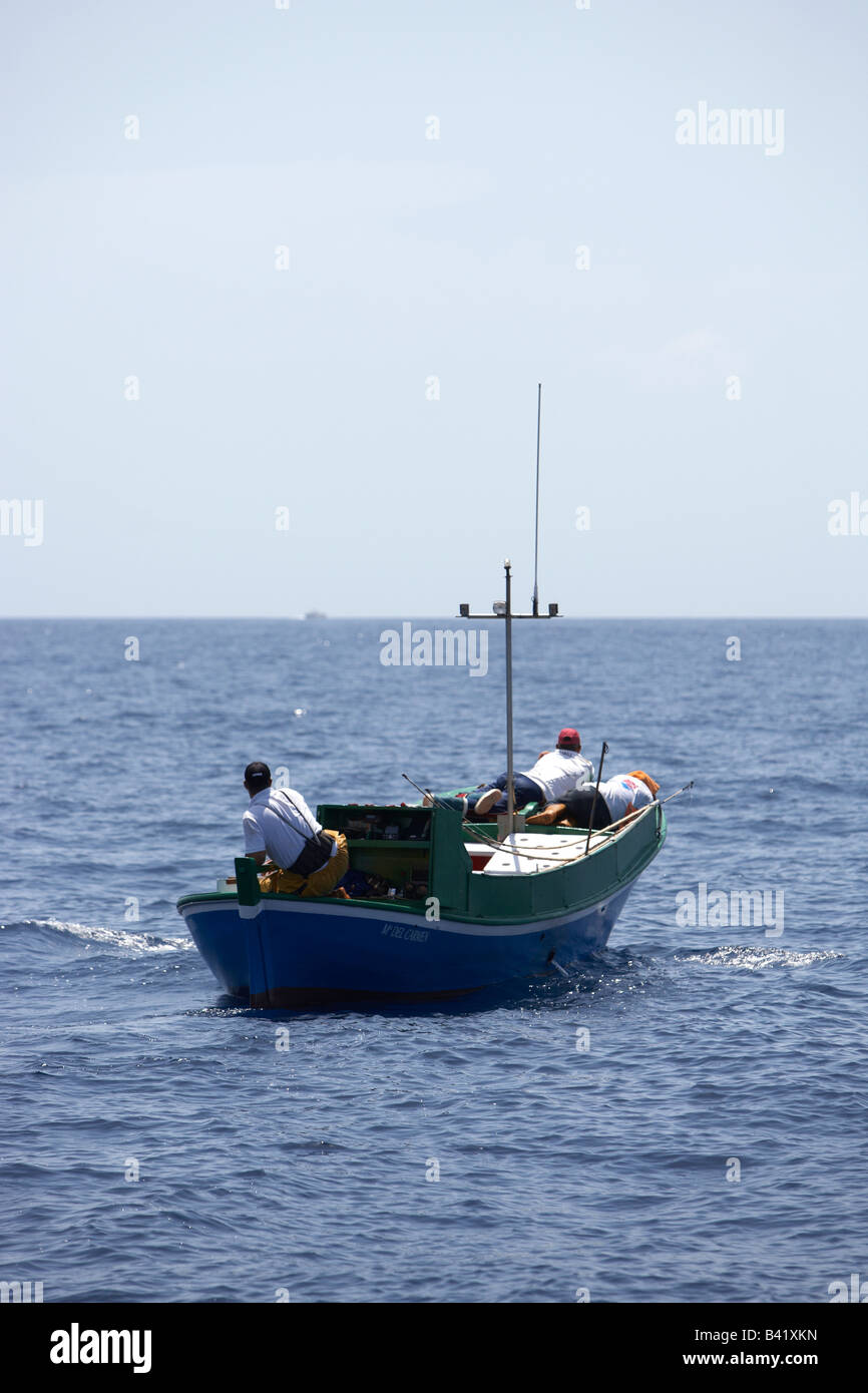 Oceanography boat hi-res stock photography and images - Alamy