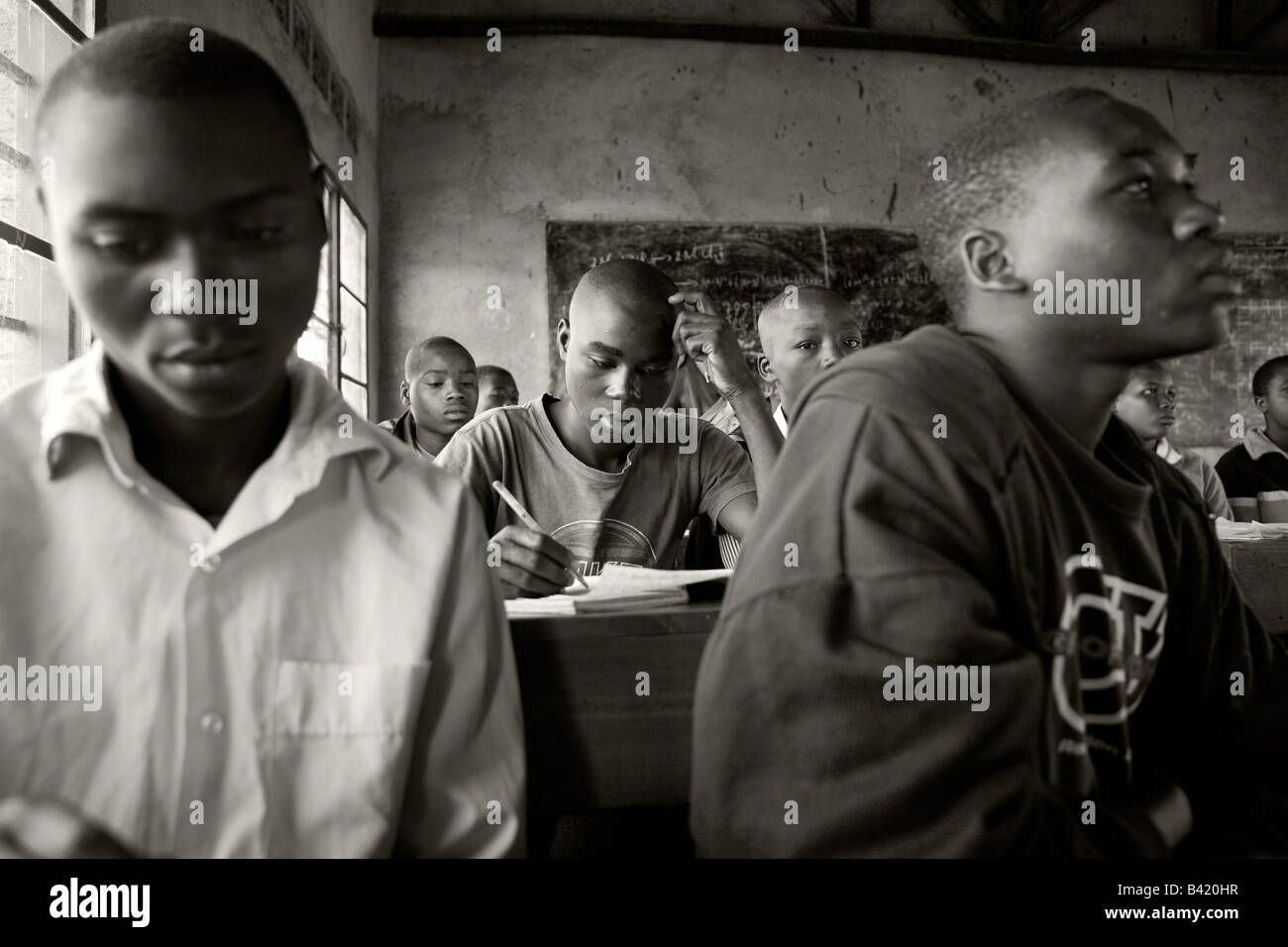 Secondary students hi-res stock photography and images - Alamy