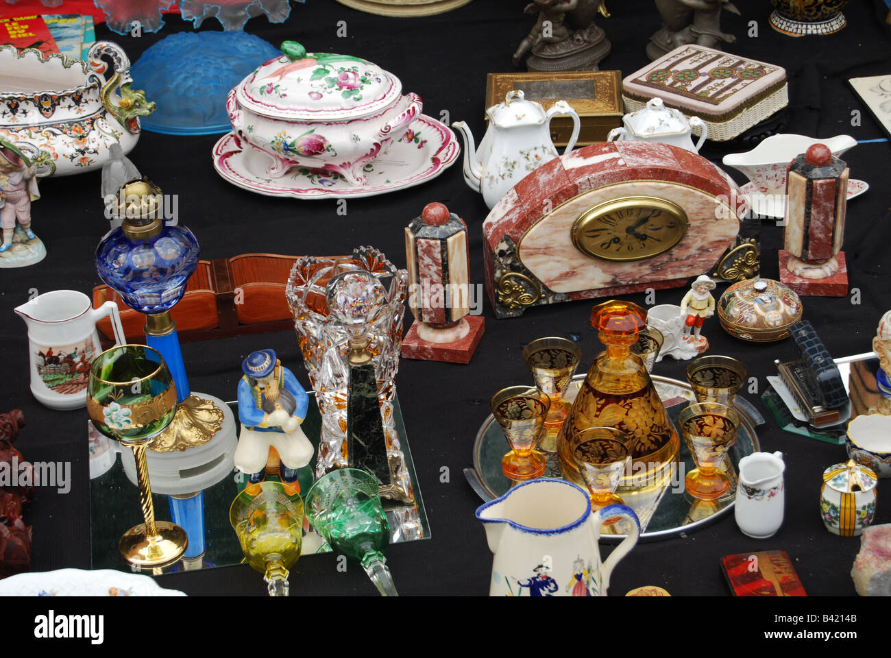 Assorted household goods hi-res stock photography and images - Alamy