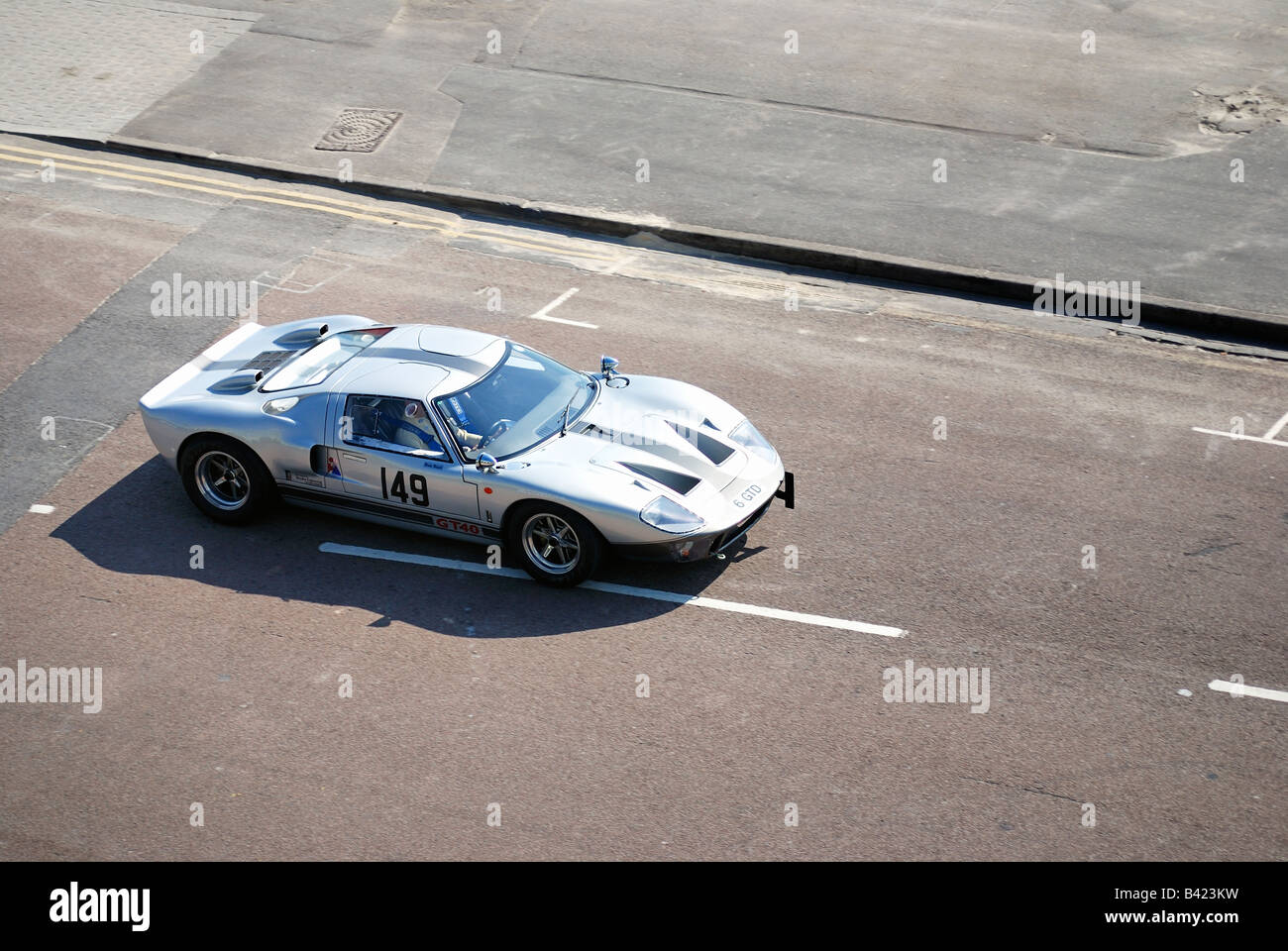 Ford gt40 racing car hi-res stock photography and images - Alamy