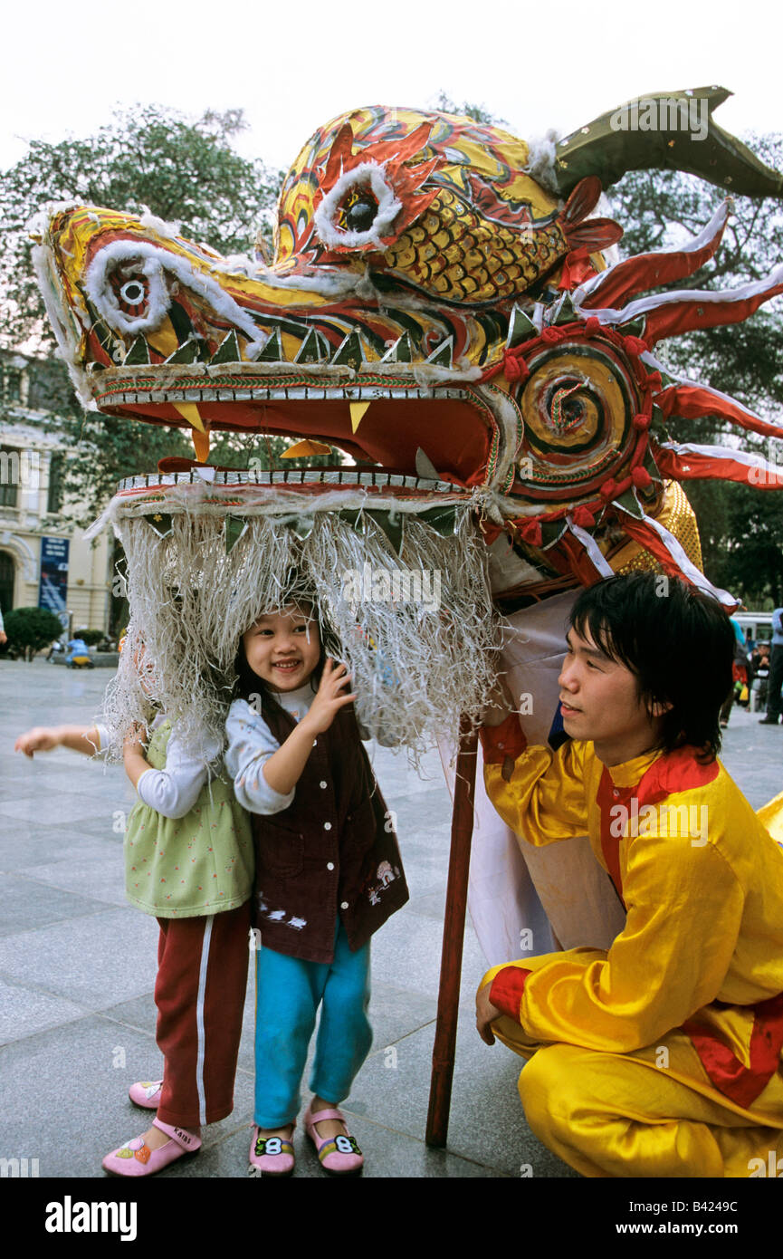 Hanoi children tet hi-res stock photography and images - Alamy