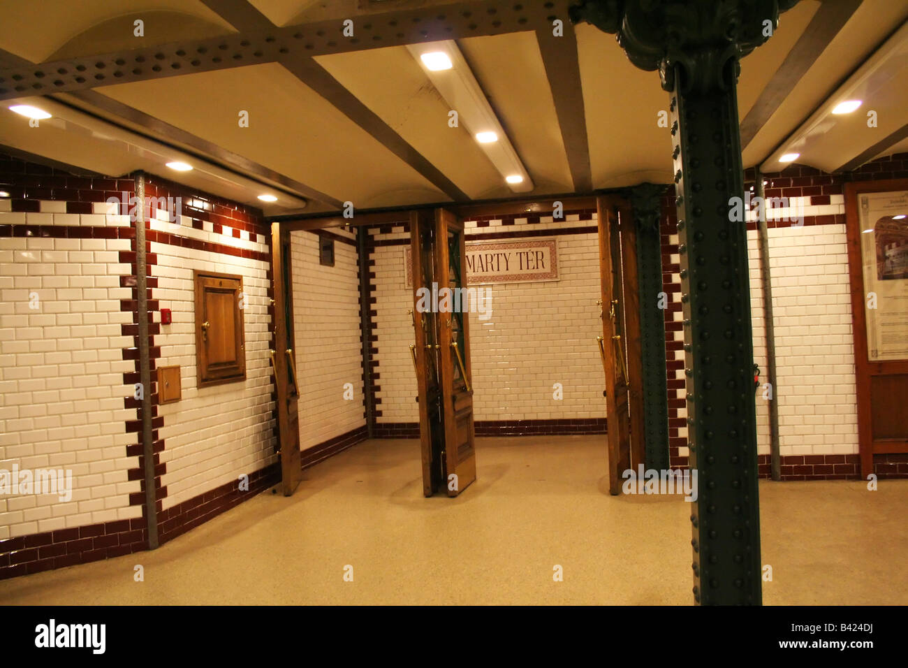 Train Metro Transp High Resolution Stock Photography and Images - Alamy