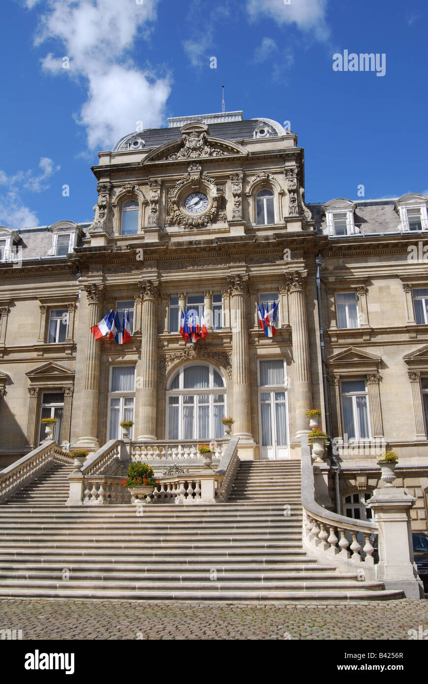 Prefecture Lille France, Place de la Republique Stock Photo - Alamy