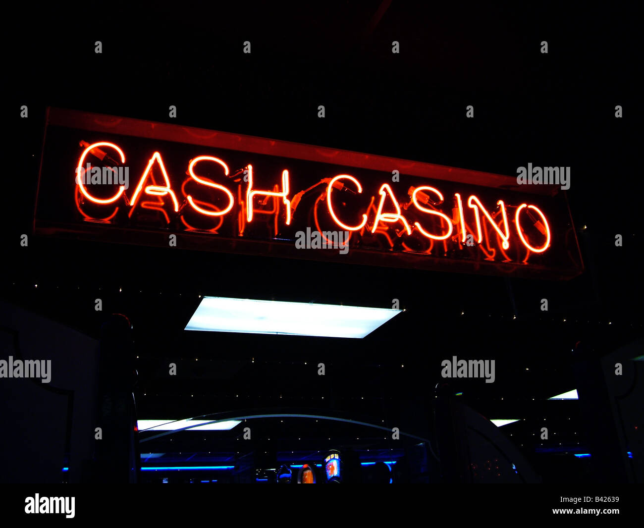 Prizes Sign High Resolution Stock Photography and Images - Alamy