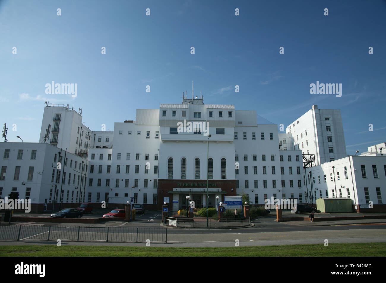 Sutton london hospital surrey hi-res stock photography and images - Alamy