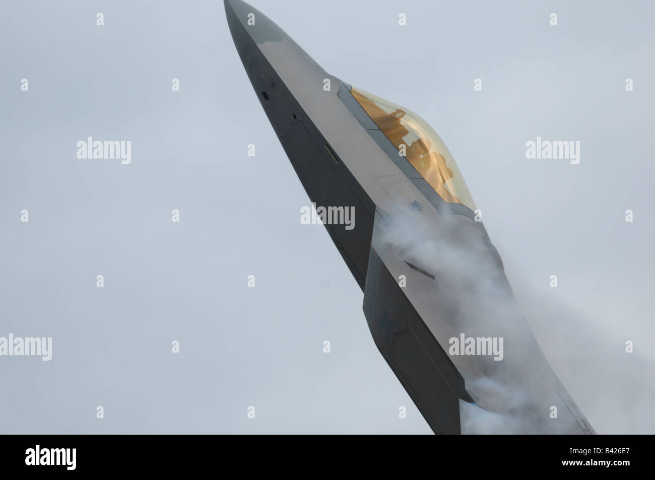 Modern & stealth american jet fighter F-22A Raptor in flight- cockpit ...