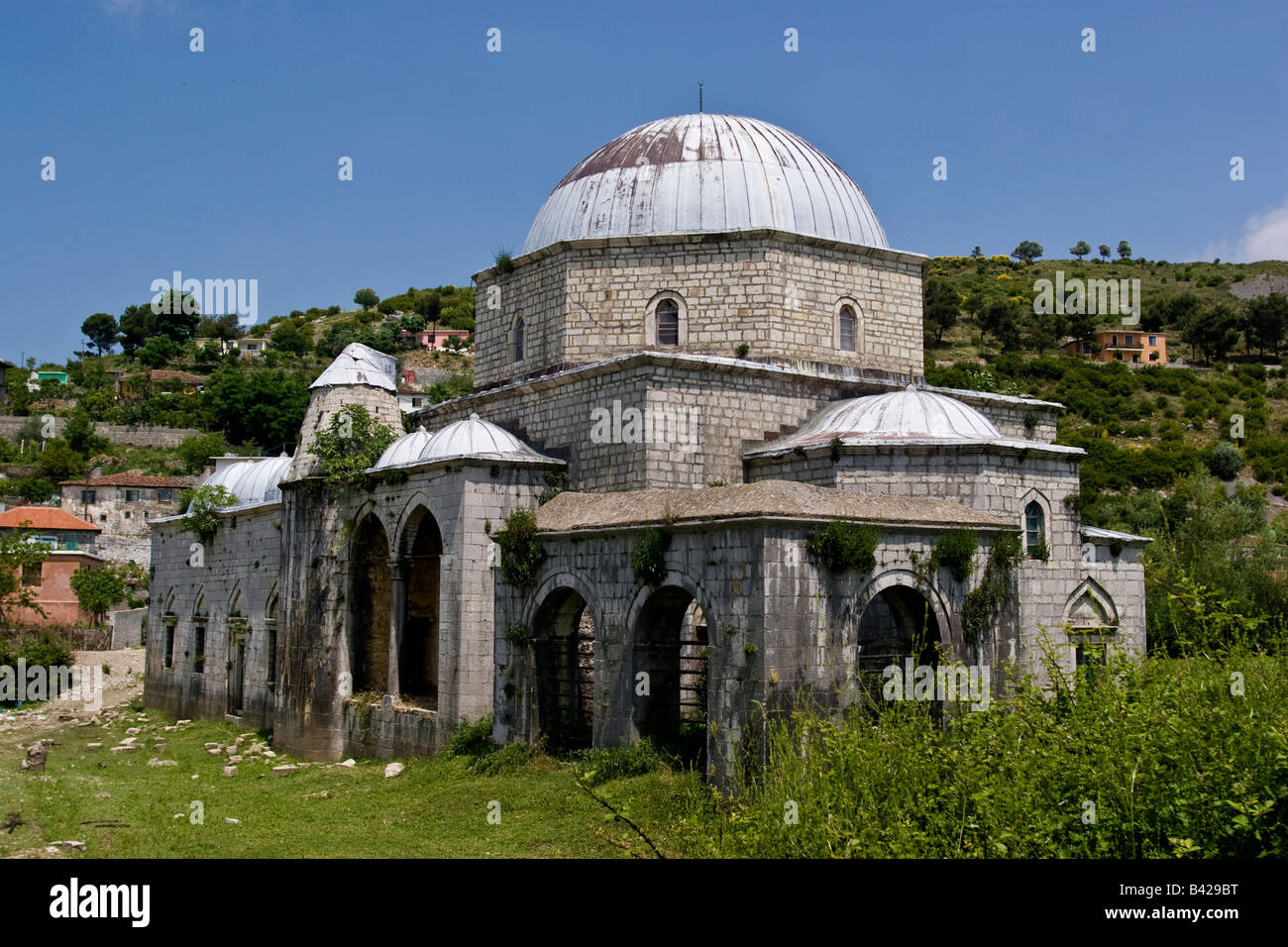 Lead Mosque - Xhamia e Plumbit, Shkodra, Albania Stock Photo - Alamy