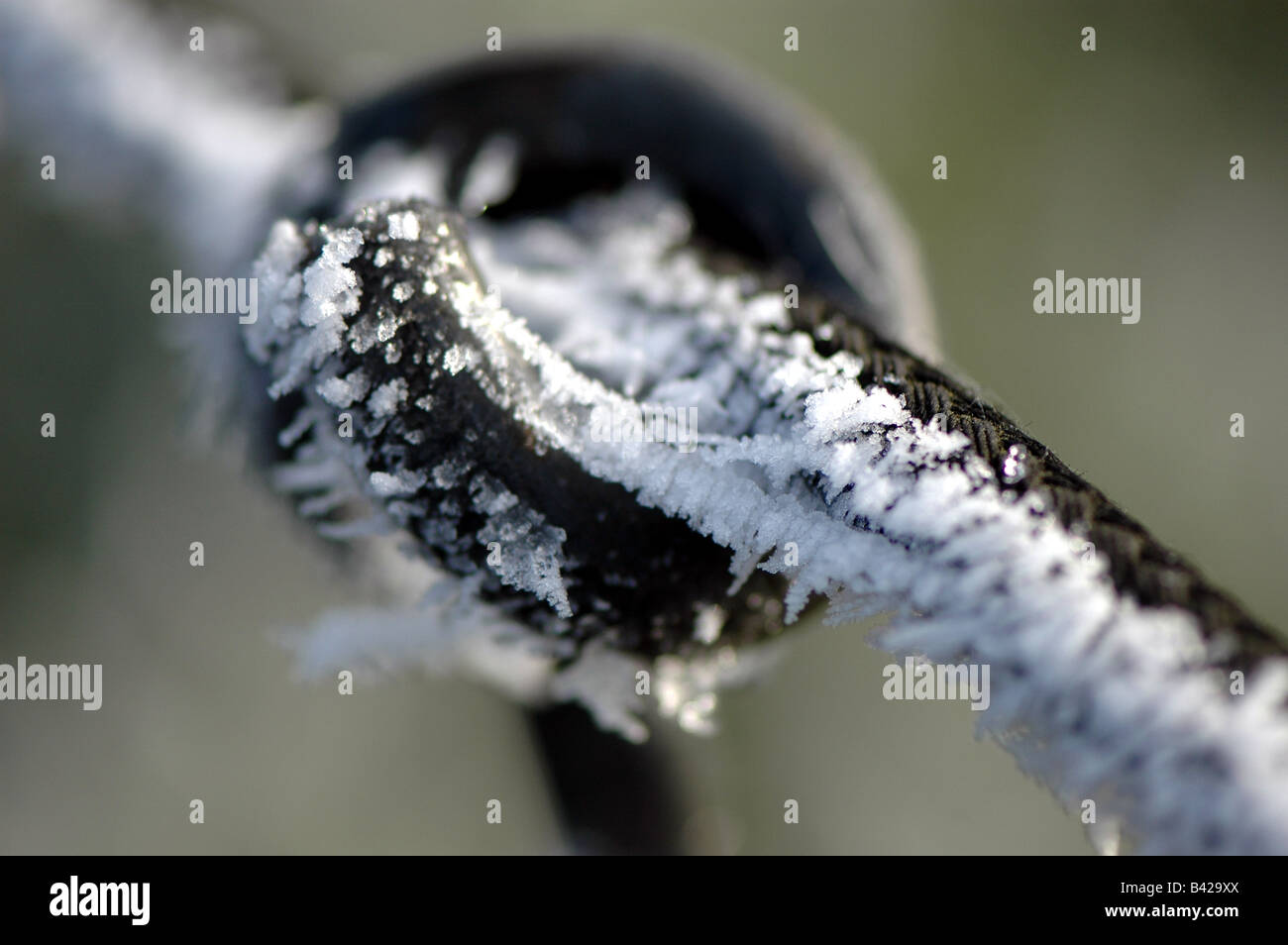 Freeze frozen shiney spherical hi-res stock photography and images - Alamy