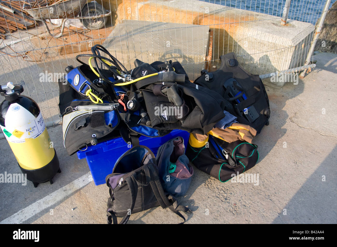 Scuba diving equipment hi-res stock photography and images - Alamy