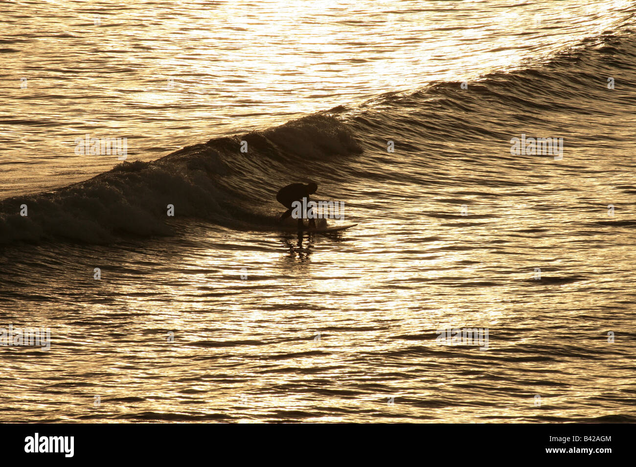Surfing at manorbier hi-res stock photography and images - Alamy