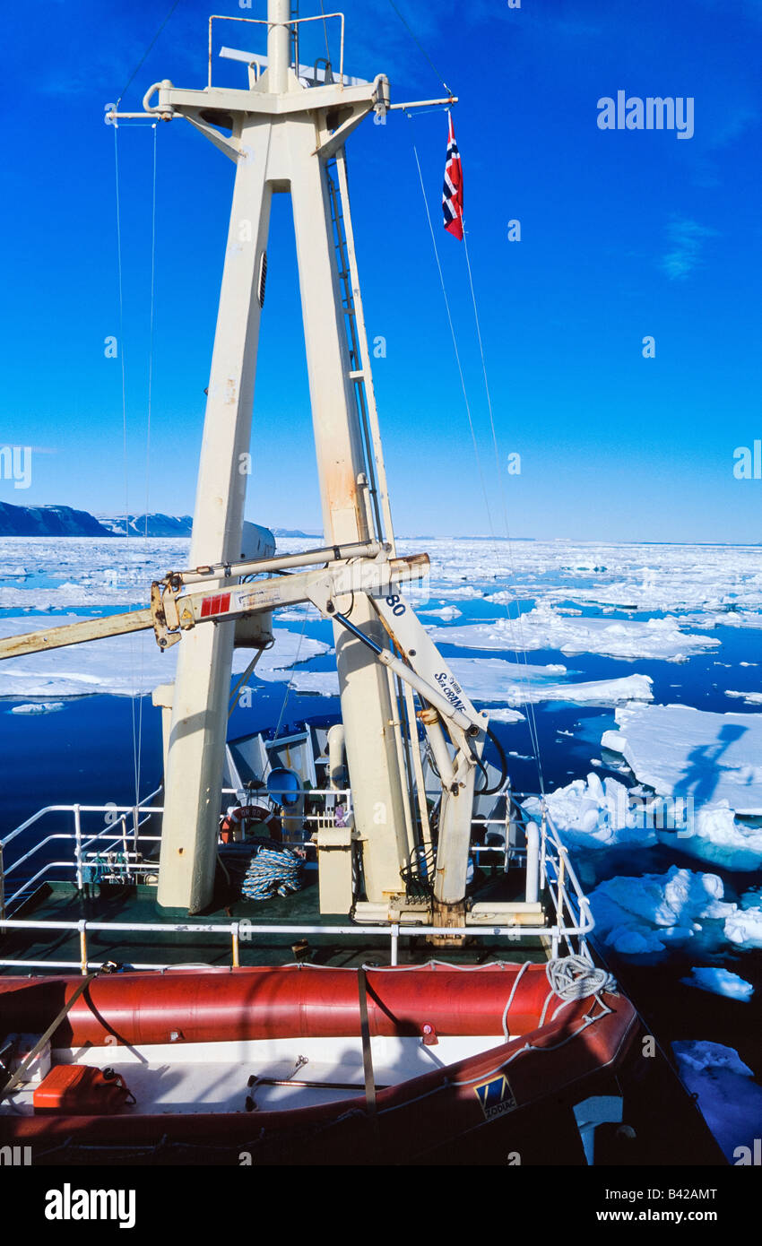 Boat in drifting ice hi-res stock photography and images - Alamy
