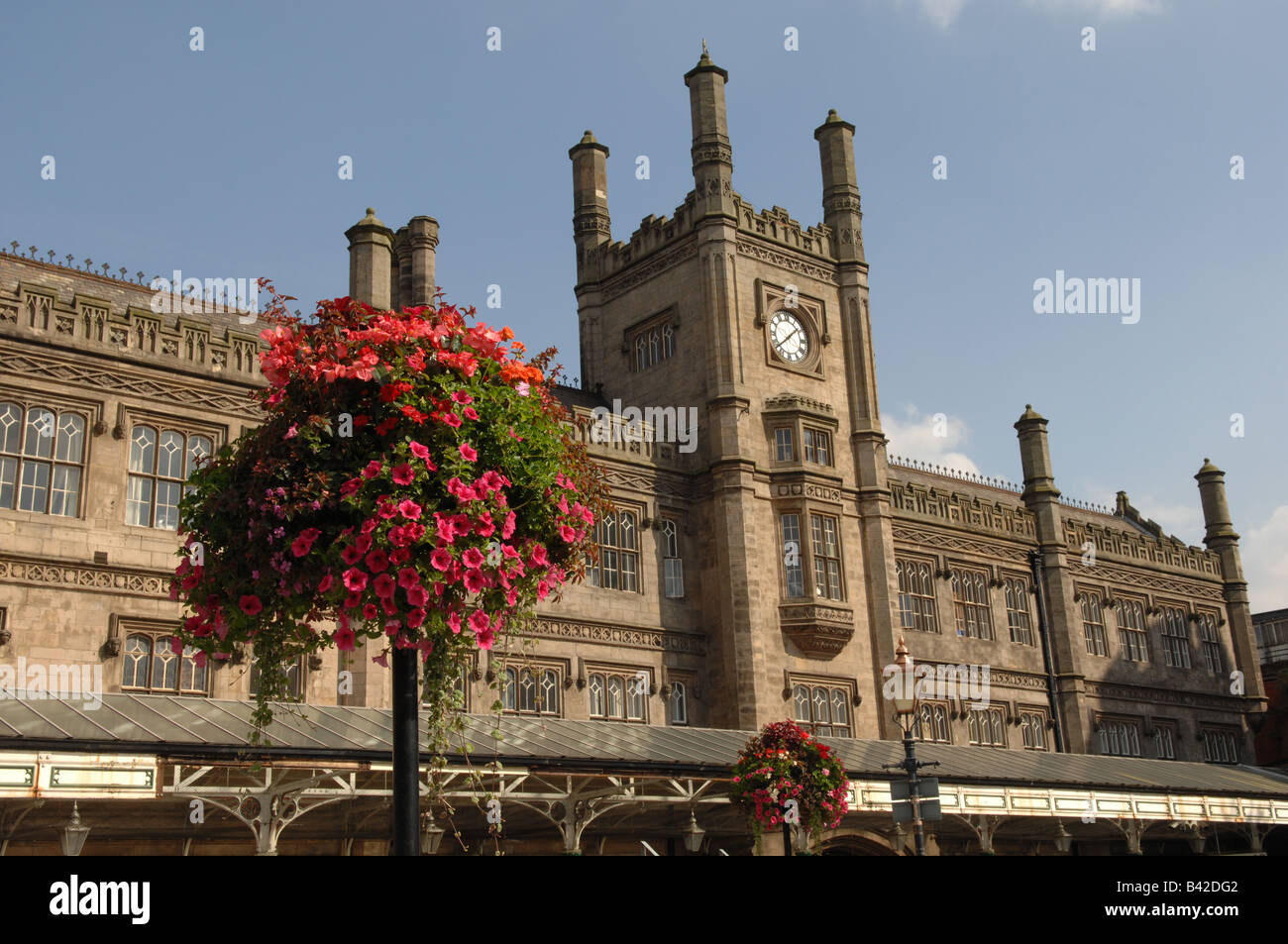 Shrewsbury Railway Station in Shropshire England Uk Stock Photo - Alamy