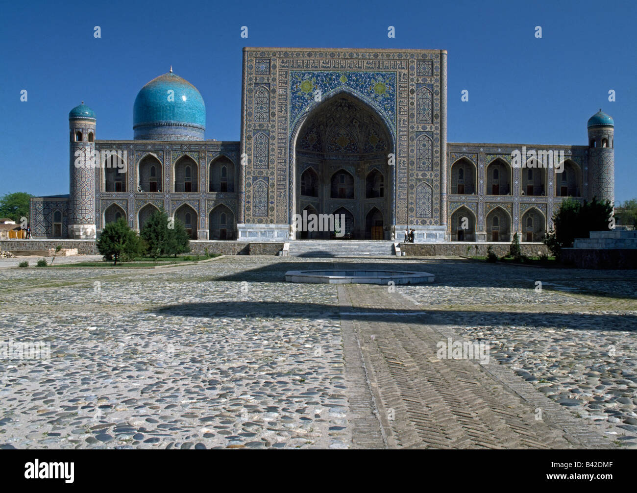 Uzbekistan, CIS, Samarkand, The Registan, Tilla Kari Madrasa Mosque ...