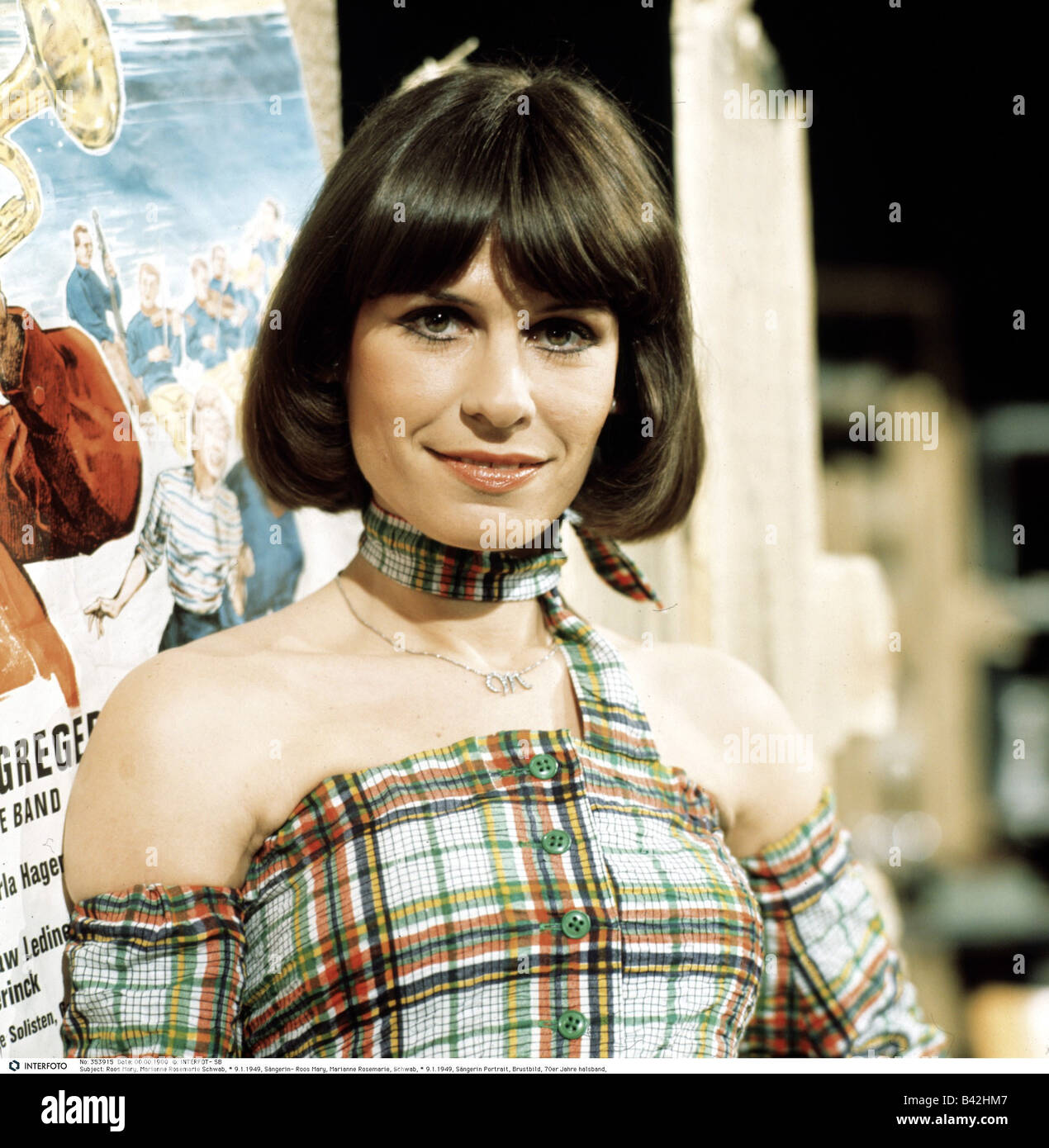 Roos Mary, * 9.1.1949, German singer, portrait, 1970s Stock Photo - Alamy