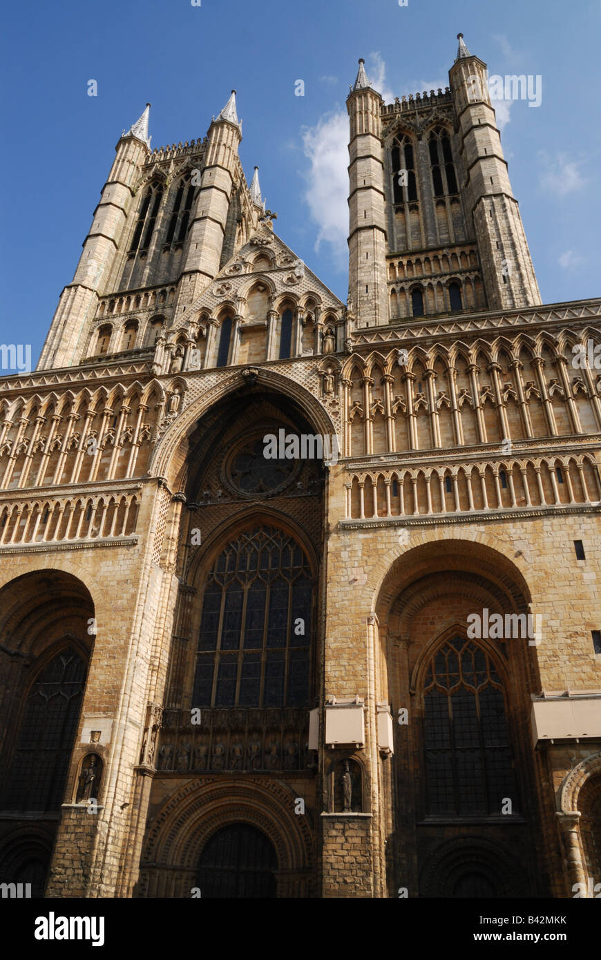 Lincoln Cathedral Front Stock Photo - Alamy