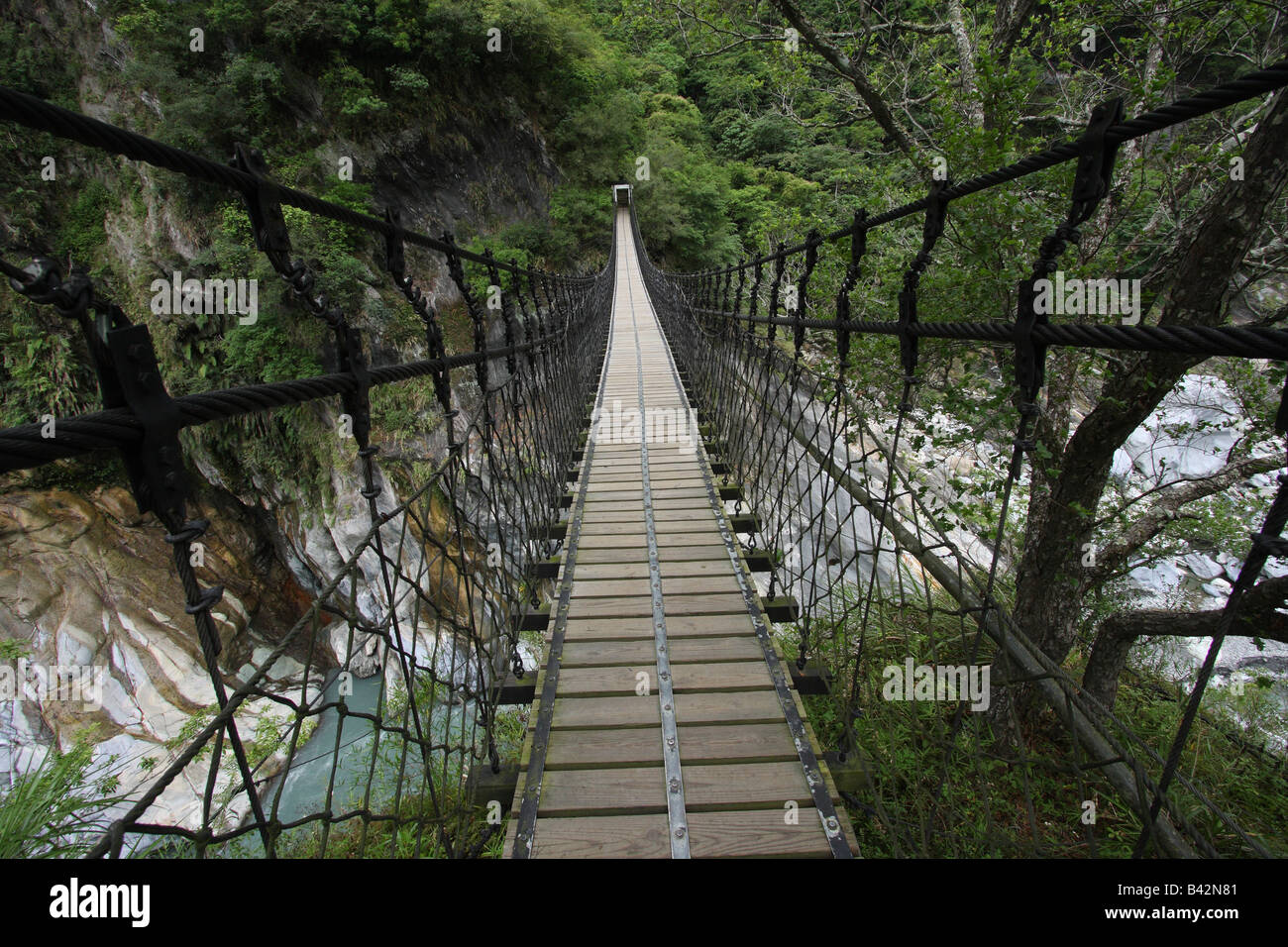 Suspension bridge in Taroko Gorge, Taiwan Stock Photo - Alamy