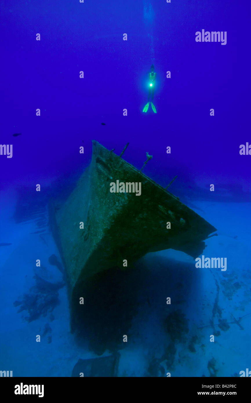 Mariana islands boat hi-res stock photography and images - Alamy