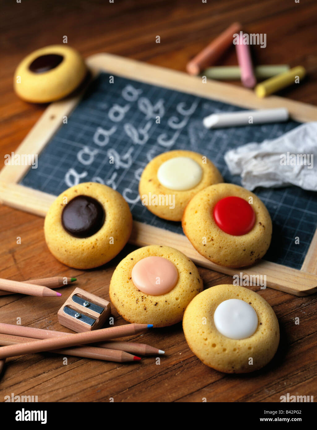 Childrens school treat hi-res stock photography and images - Alamy