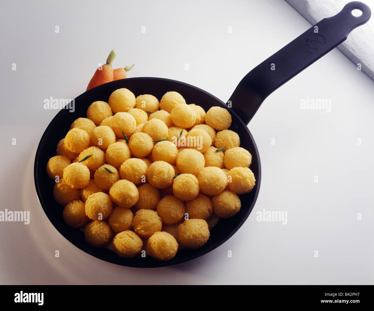 Noisette potato hi-res stock photography and images - Alamy
