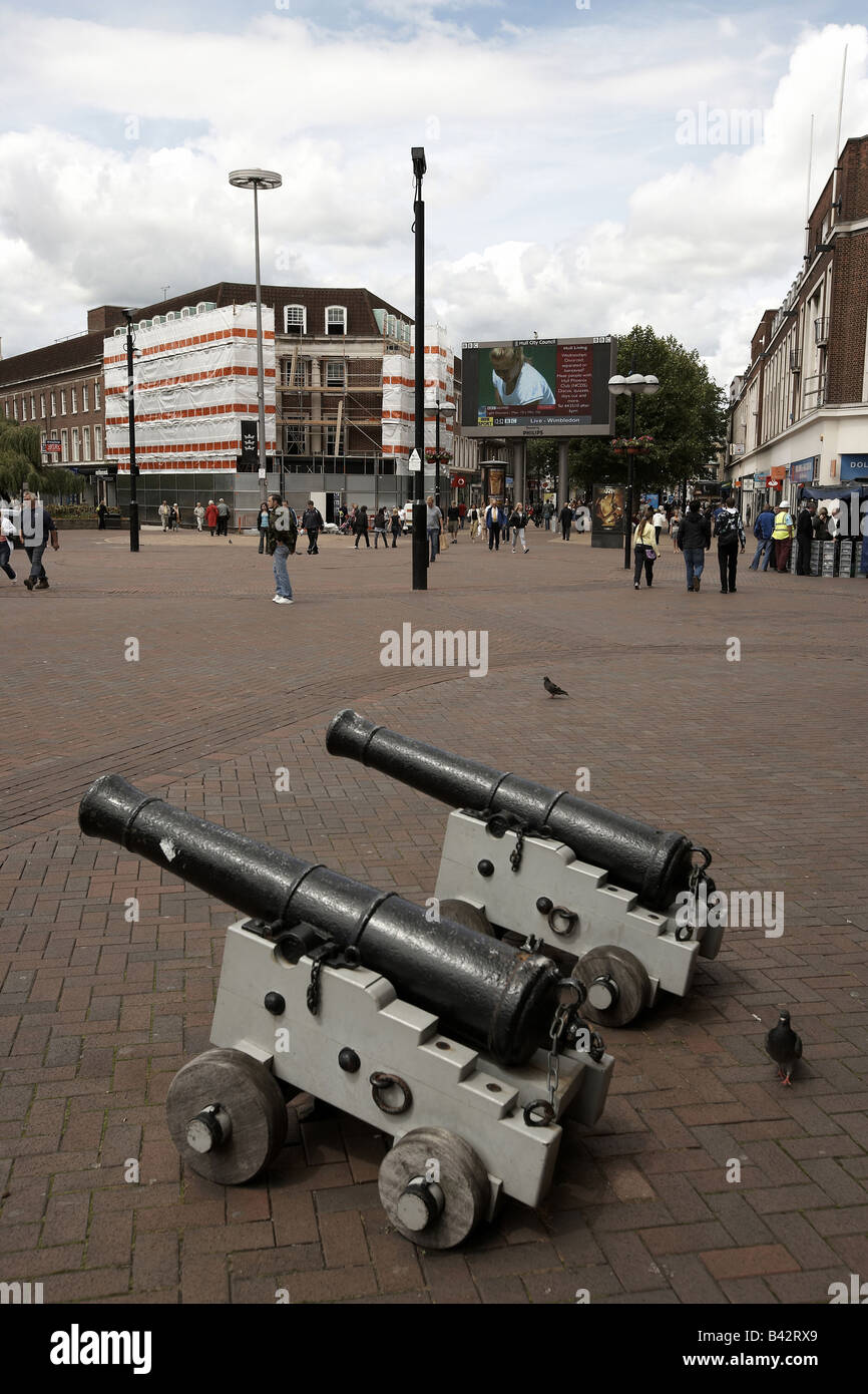 Hull City Council and the BBC s big screen Queen Victoria Square ...
