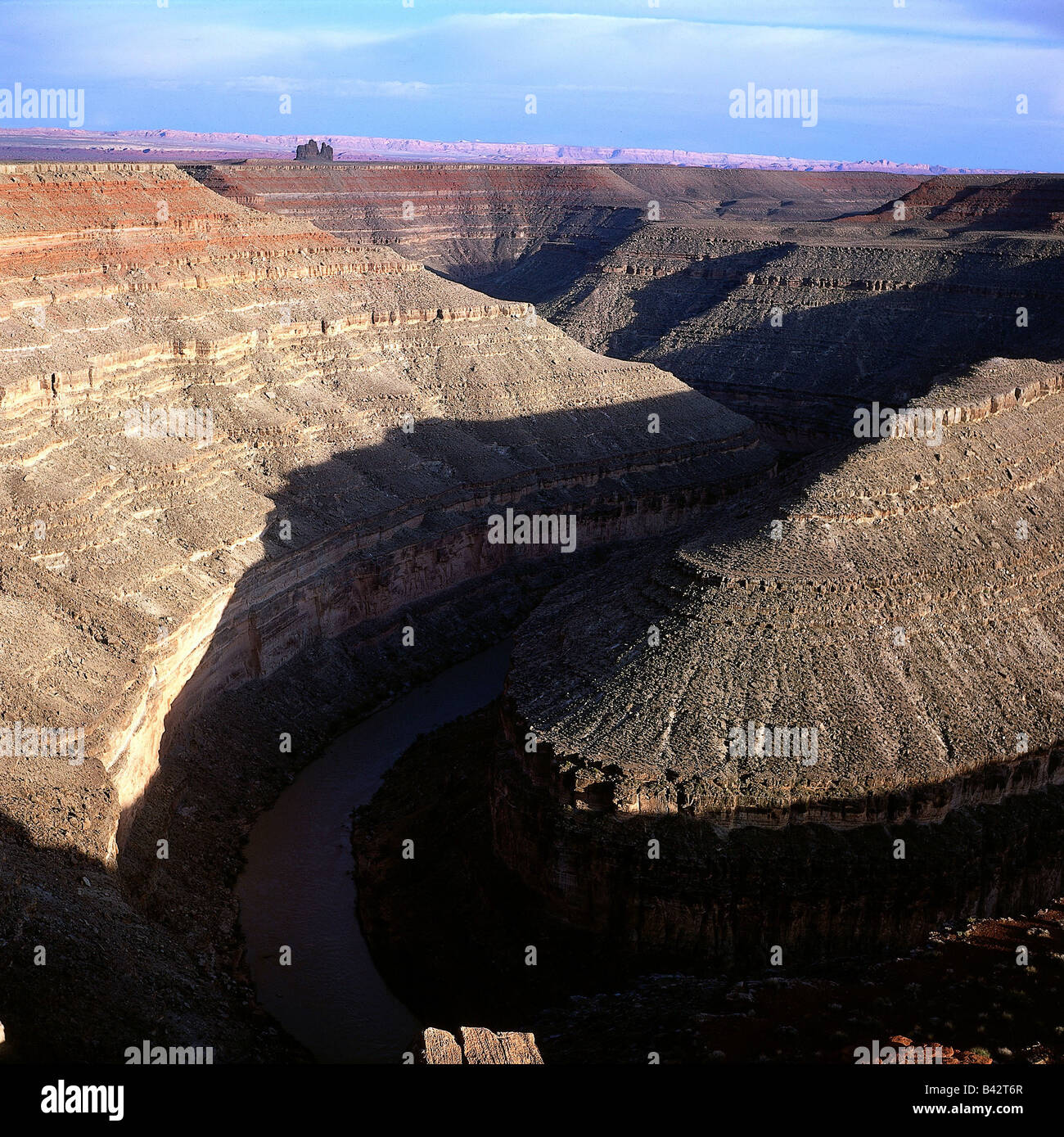 Gooseneck of san juan river near mexican hat hi-res stock photography ...