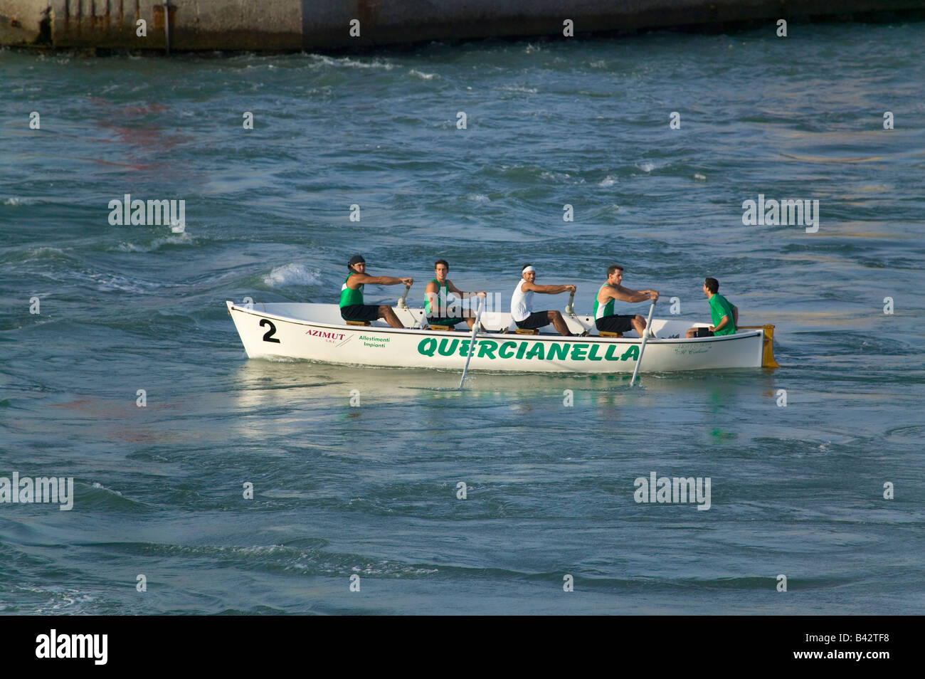 Italian rowing team hi-res stock photography and images - Alamy