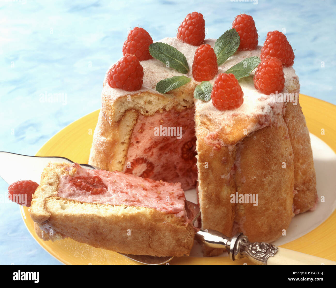 Raspberry charlotte dessert Stock Photo - Alamy