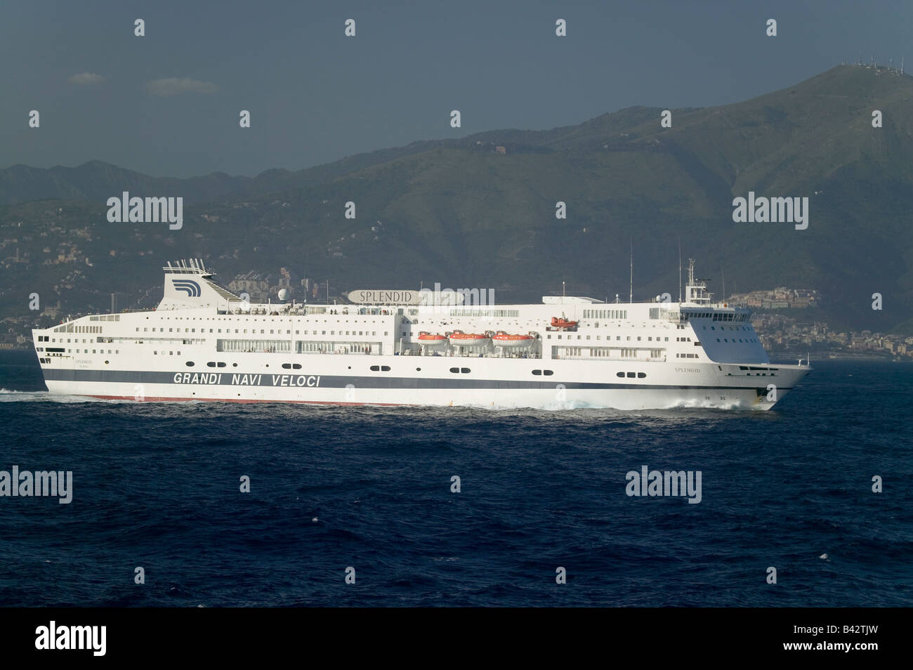 Grandi navi veloci ferry hi-res stock photography and images - Alamy