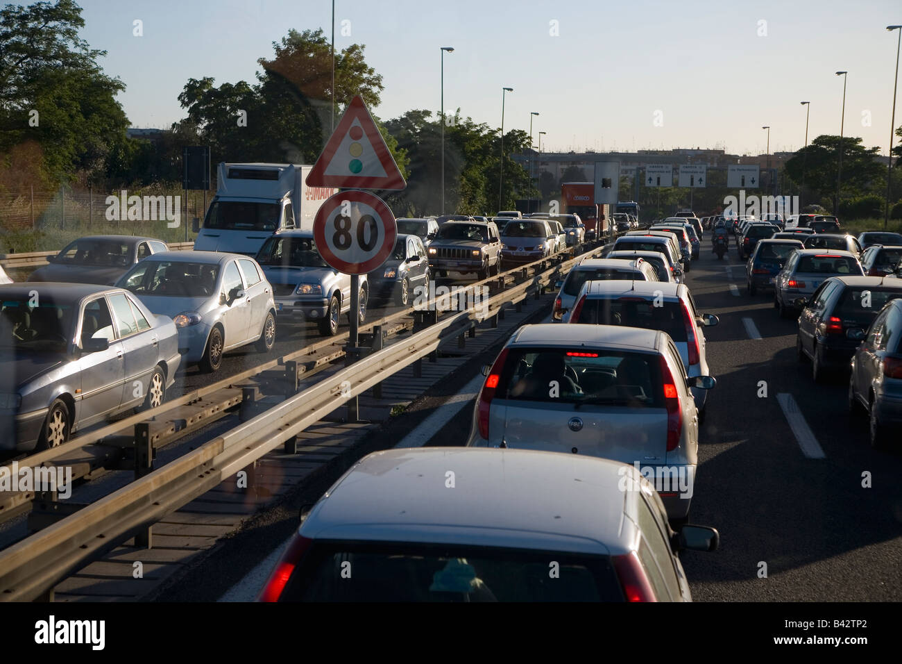 Traffic jam in rome hi-res stock photography and images - Alamy