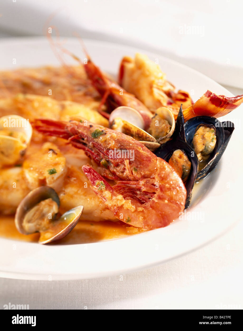 Fish and shellfish zarzuela Stock Photo - Alamy