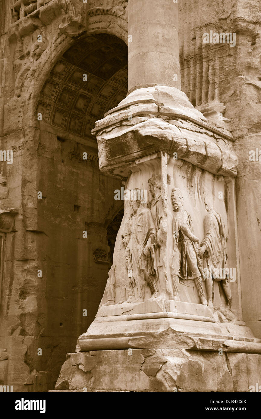 Triumphal arches of rome hi-res stock photography and images - Alamy