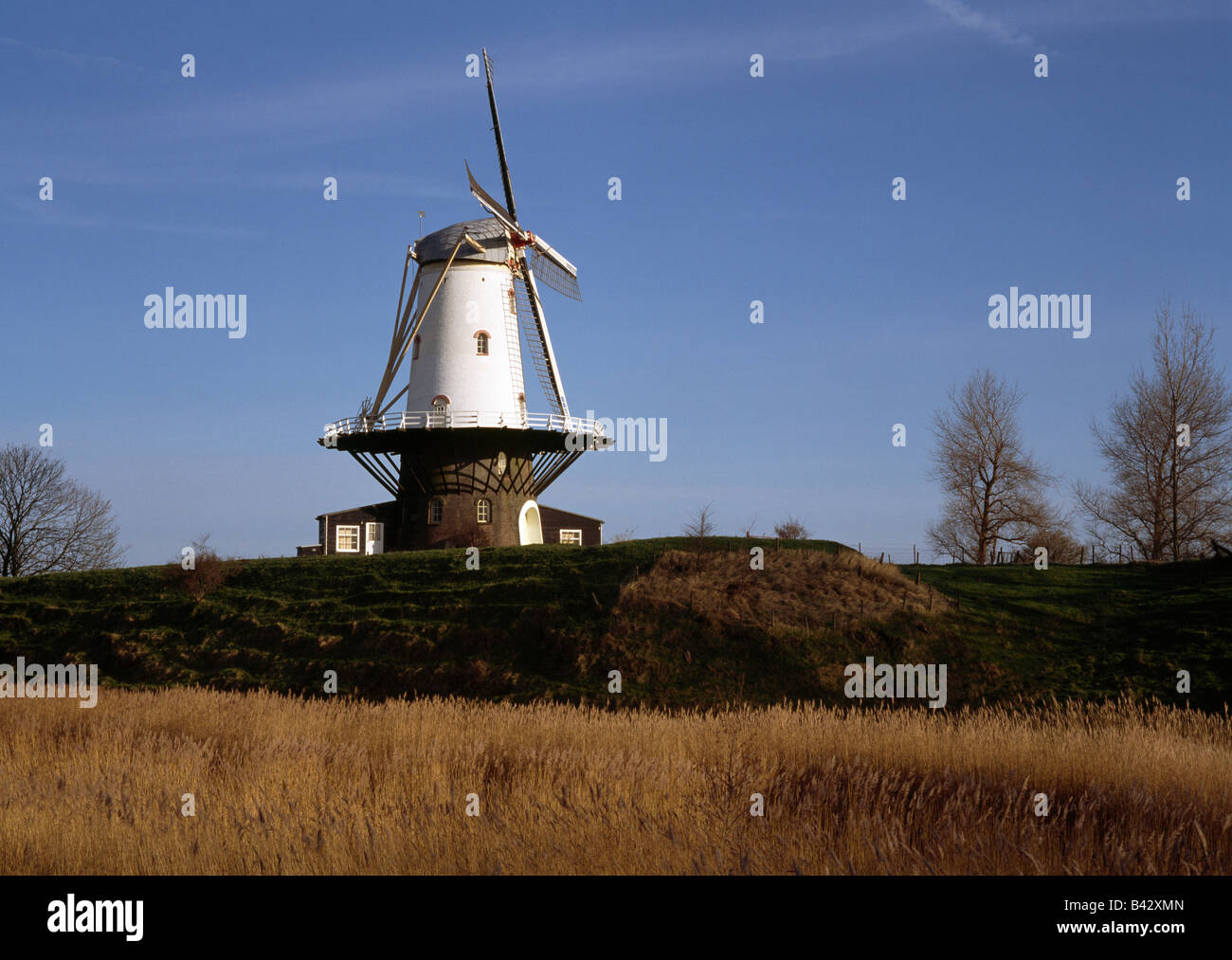 Netherlands windmill 19th century hi-res stock photography and images ...