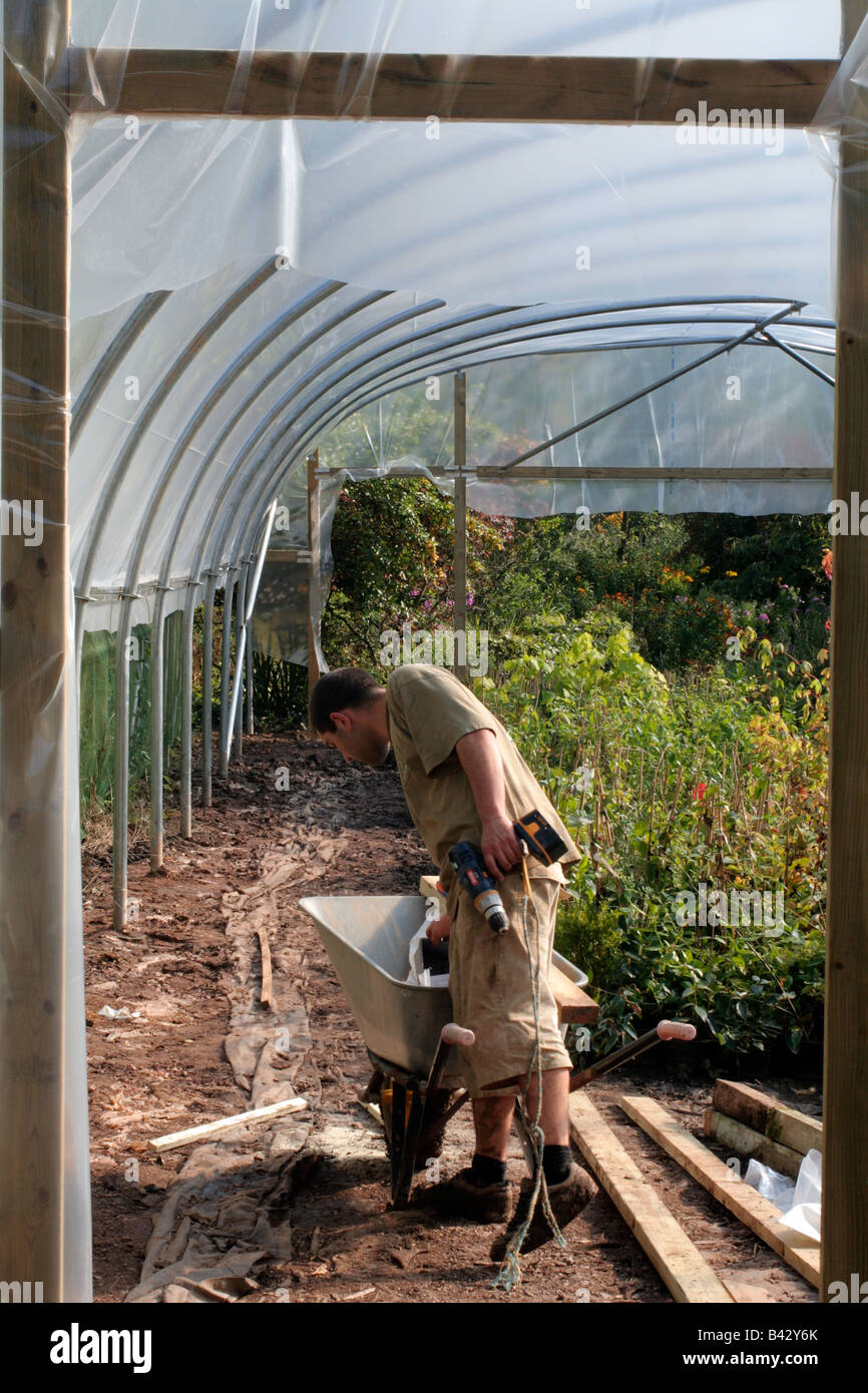 NEWLY ERECTED POLYBUILD 8M POLYTUNNEL CLAD WITH 720G VISQUEEN Stock ...