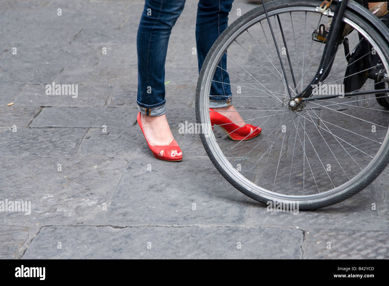 Female in red Italian shoes in Florence, Italy Stock Photo - Alamy