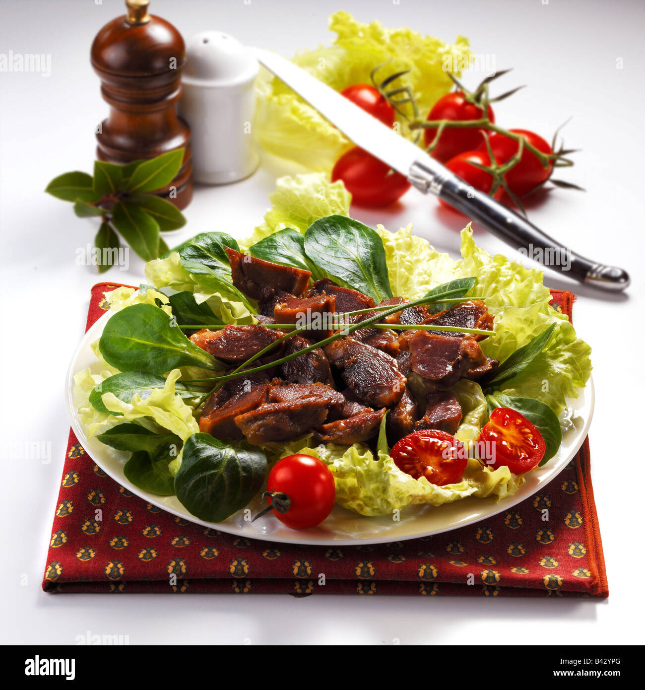 Salad with gizzards Stock Photo - Alamy