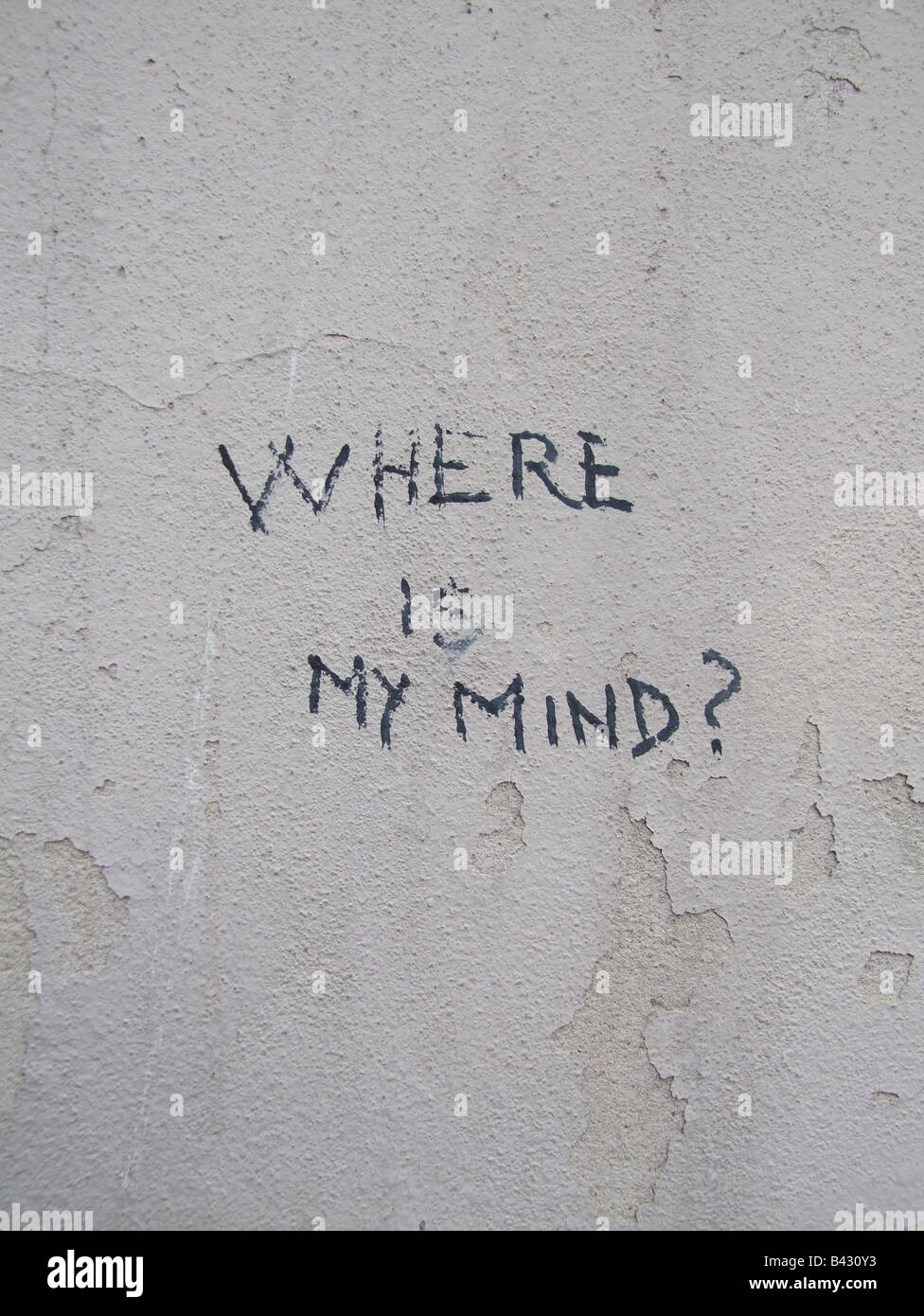 where is my mind sentence graffiti on wall Stock Photo - Alamy