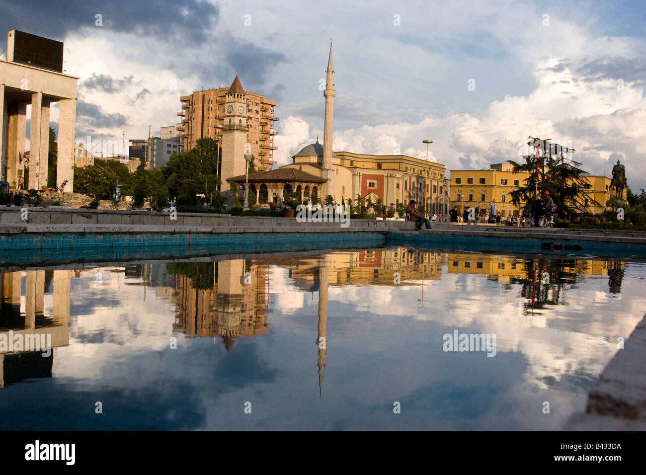 Ethem Bey Mosque on Skendenbeg Square, Tirana, Albania Stock Photo - Alamy