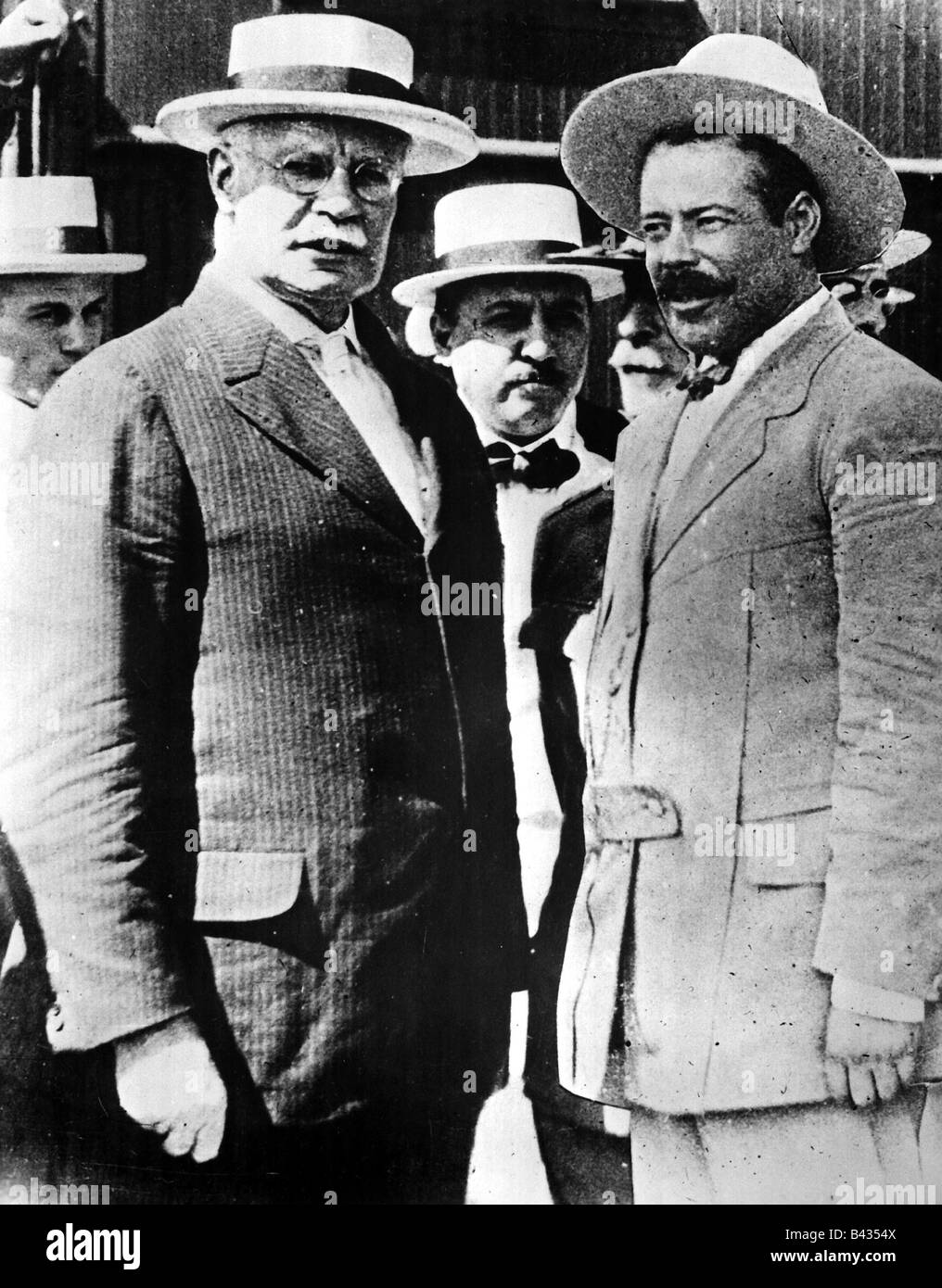 Francisco pancho villa hi-res stock photography and images - Alamy